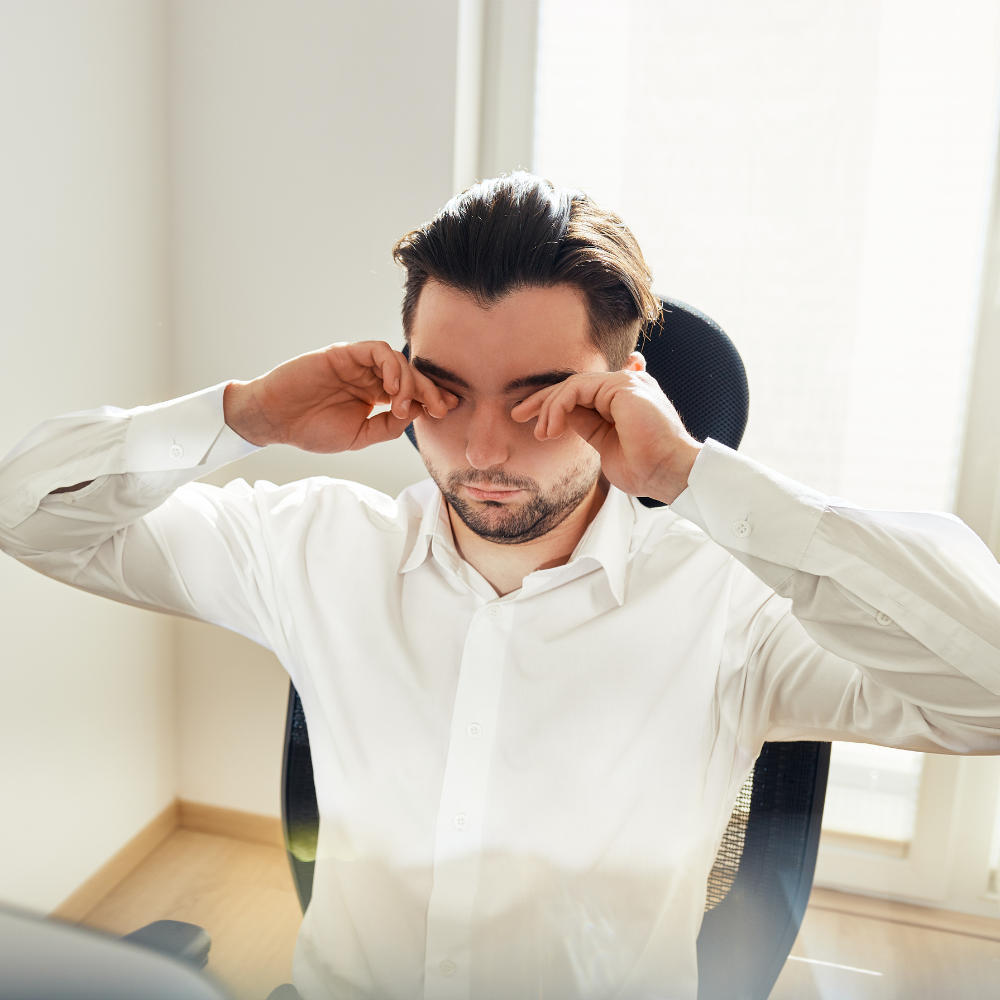 What Causes Common Contact Lens Problems | Tangible Science